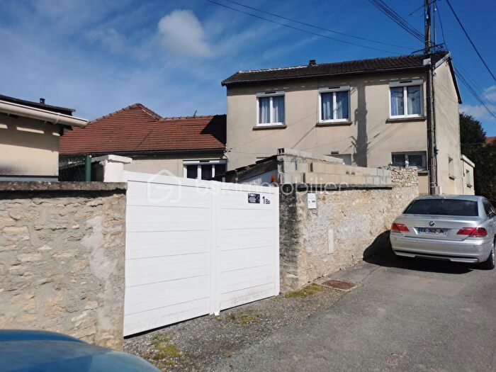 Maison à vendre - Esches - 5 pièces - 3 chambres