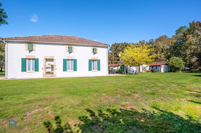 Maison à vendre - Saugnacq-et-Muret - 5 pièces - 2 chambres
