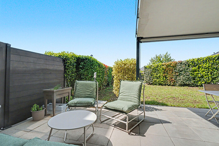 Appartement 4 pièces à Saint-Jeoire-Prieuré, à vendre