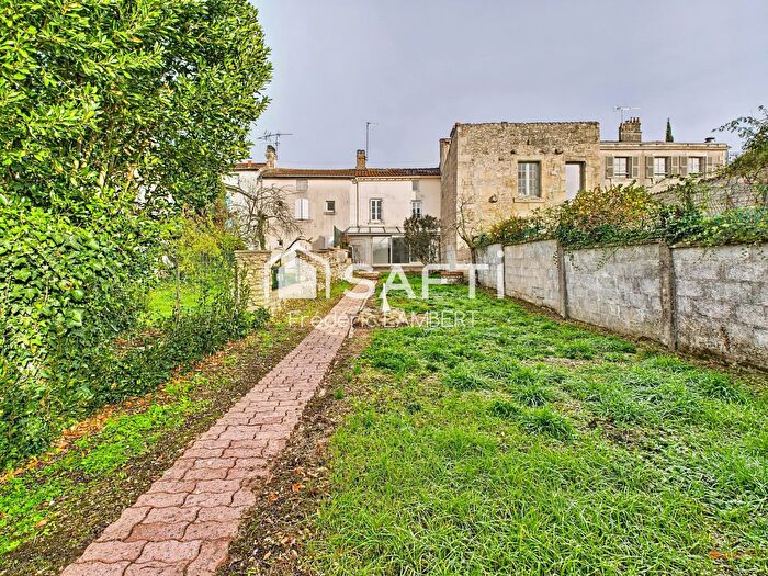 Maison à vendre - Niort, Centre-ville - 5 pièces - 3 chambres