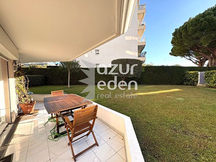 Cannes, Pointe Croisette - Appartement 3 pièces à vendre
