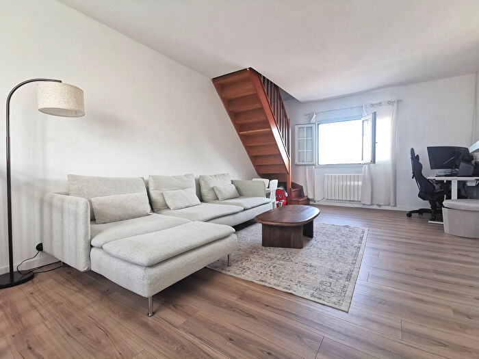 Le Thillay : Maison 2 pièces à vendre