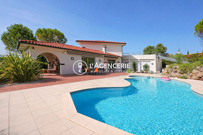 Maison à vendre - Puygouzon - 6 pièces - 4 chambres