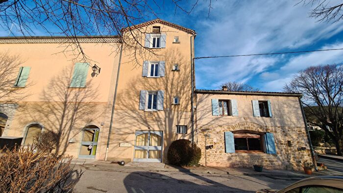 Maison 8 pièces à vendre à Saint-Étienne-les-Orgues