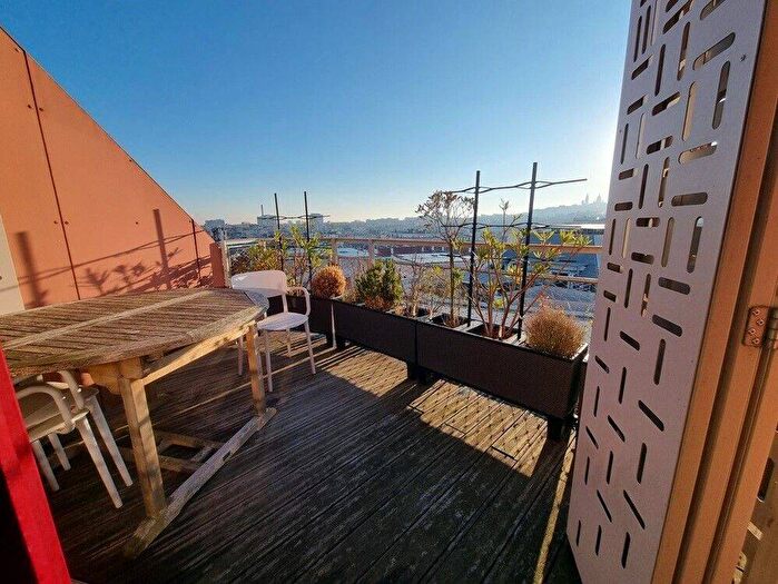 Appartement à louer - Epinettes-Bessières, Paris ème arrondissement - 1 pièce