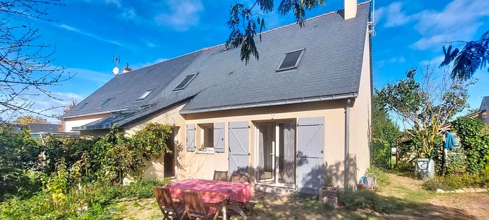 Maison 6 pièces à vendre à Grézillé