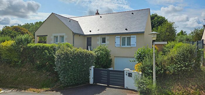 Maison à vendre - Bagneux, Saint-Hilaire - 6 pièces - 4 chambres