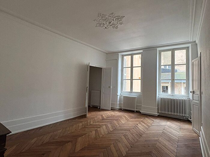 Appartement à louer - Saint Martin-Saint Etienne, Nevers - 4 pièces - 2 chambres