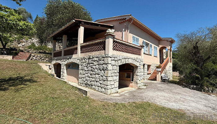Maison 4 pièces à Vence, Saint-Martin, Lubiane, Le Suve, à vendre
