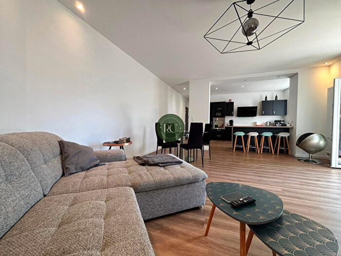 Appartement 3 pièces à Dijon, Perrières, à vendre