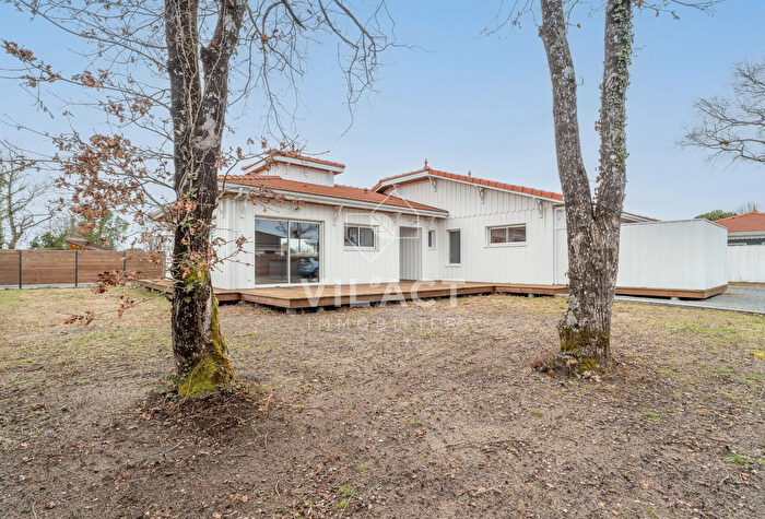 Maison 5 pièces à vendre à Arès