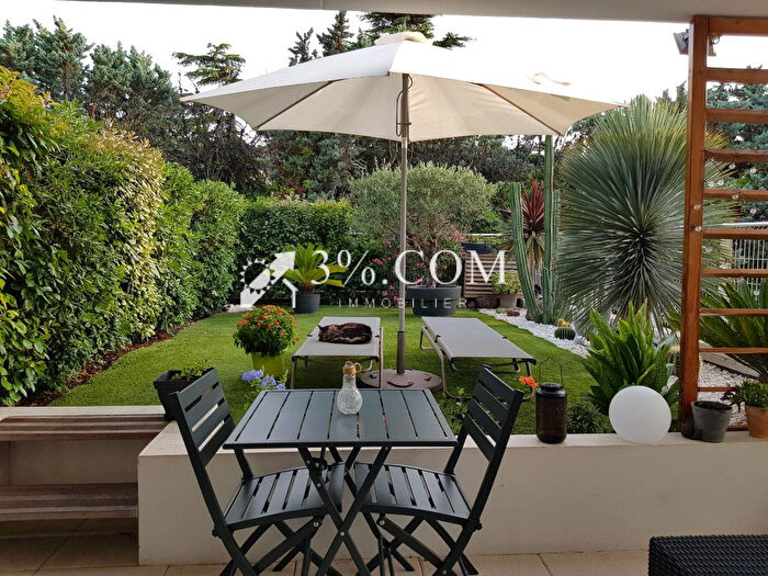 Appartement à vendre - Marseille e , Pointe Rouge - 3 pièces - 2 chambres