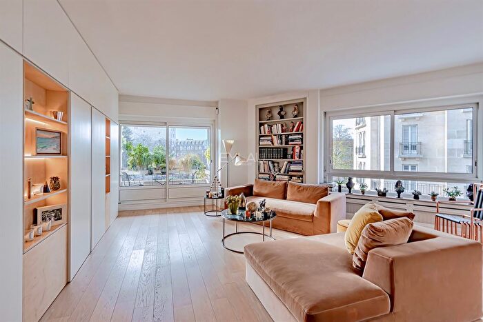 Appartement à vendre - Paris e , Auteuil-Nord, Jasmin, Mirabeau - 4 pièces - 2 chambres