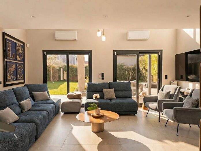 Maison à vendre - Saint-Maur-des-Fossés, Les Mûriers - 8 pièces - 6 chambres