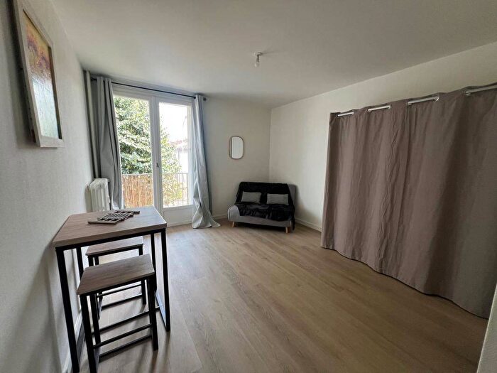 Appartement 1 pièce à Albi, à louer