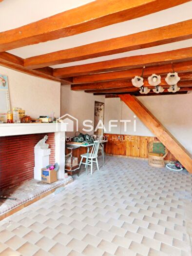 Mareuil-sur-Arnon : Maison 8 pièces à vendre