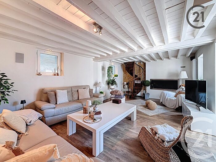 Maison à vendre - Auxerre, Centre-ville - 8 pièces - 4 chambres