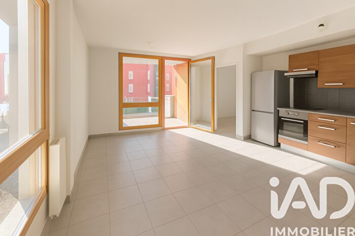 Appartement à vendre - La Ravoire - 3 pièces - 2 chambres