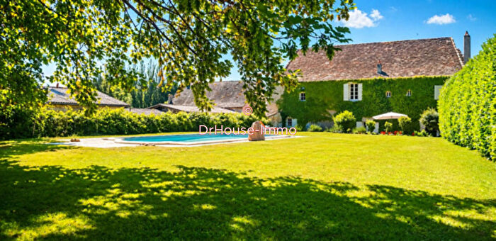 Issac - Maison 9 pièces à vendre