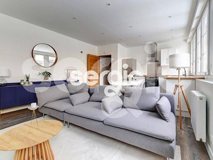 Centre Ville, Reims - Appartement 3 pièces à louer