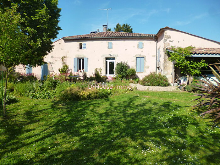Maison 9 pièces à vendre à Saint-Pierre-de-Bat