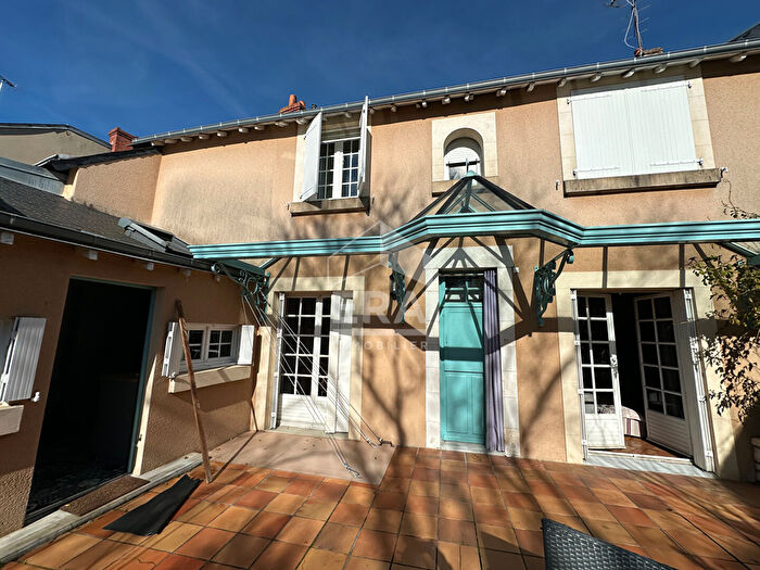 Maison à vendre - Châteauroux, Centre-ville, Les Marins - 7 pièces - 5 chambres