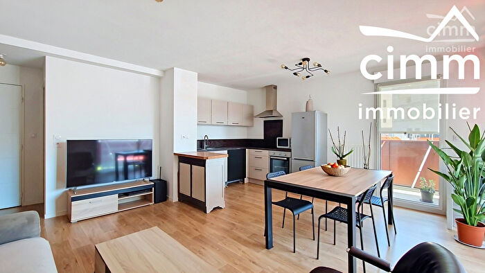 Noyal-Châtillon-sur-Seiche : Appartement 3 pièces à vendre