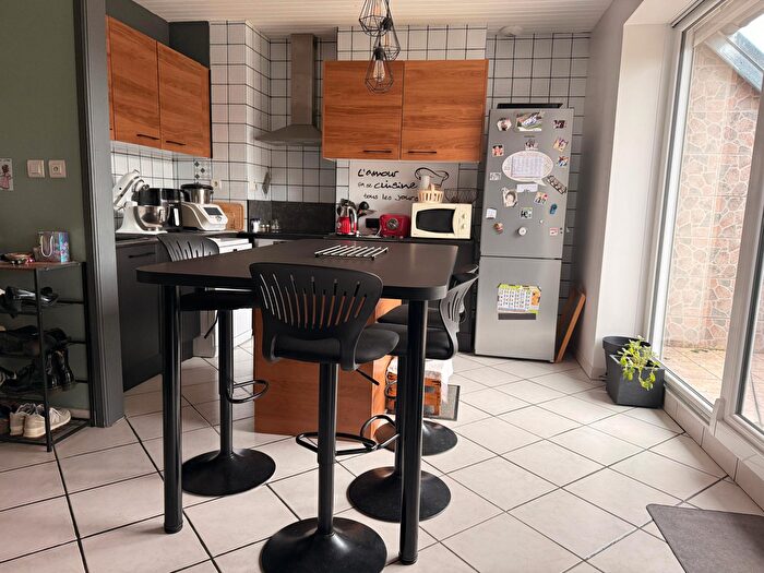 Pennesières : Appartement 5 pièces à vendre