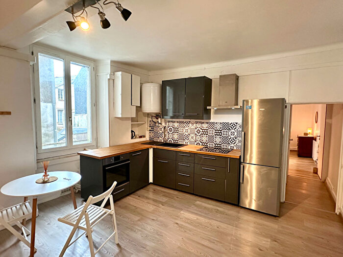 Appartement à louer - Nantes, Saint-Clément, Jardin des plantes, Caserne Lamoricière - 3 pièces - 2 chambres