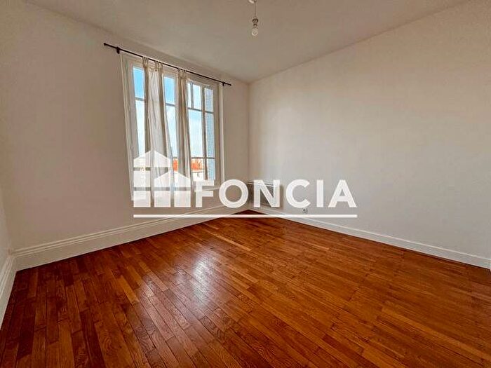 Appartement à louer - Montchat, Lyon ème arrondissement - 2 pièces - 1 chambre