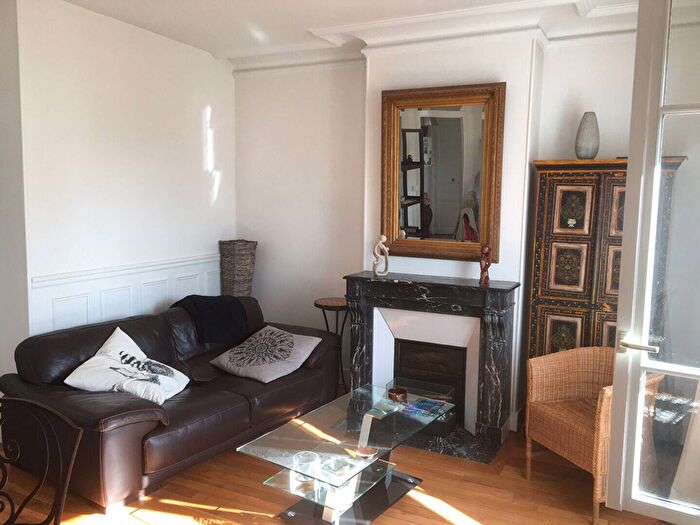 Appartement à louer - Villiers-L Michel, Levallois-Perret - 2 pièces - 1 chambre