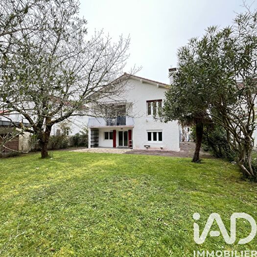 Maison à vendre - Pau, Dufau, Tourasse - 7 pièces - 4 chambres