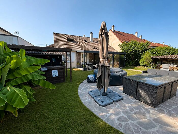 Tournan-en-Brie - Maison 6 pièces à vendre