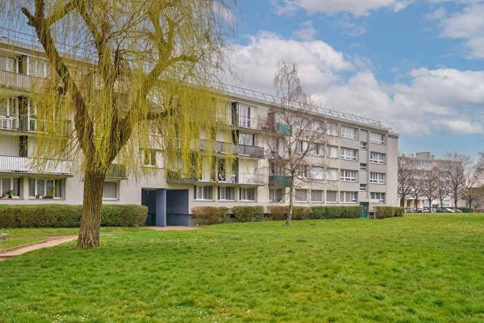 Saint-Michel-sur-Orge, Bois des Roches : Appartement 3 pièces à louer