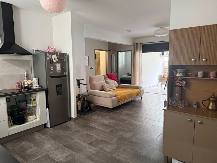 Saint-Denis, Centre-ville : Appartement 3 pièces à vendre