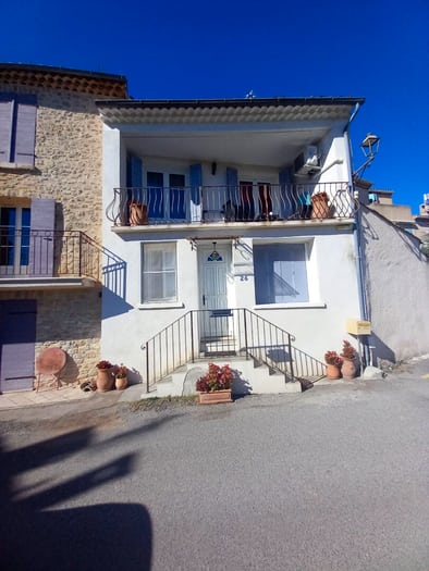 Maison 4 pièces à louer - Pierrevert