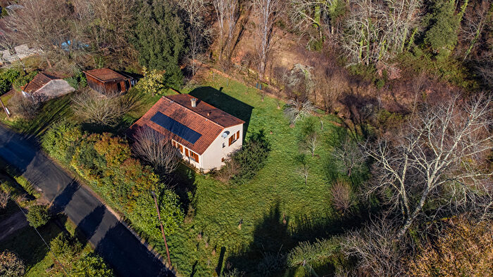Couze-et-Saint-Front - Maison 6 pièces à vendre