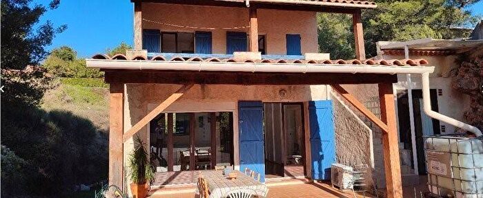 Maison à louer - Peypin - 2 pièces - 1 chambre