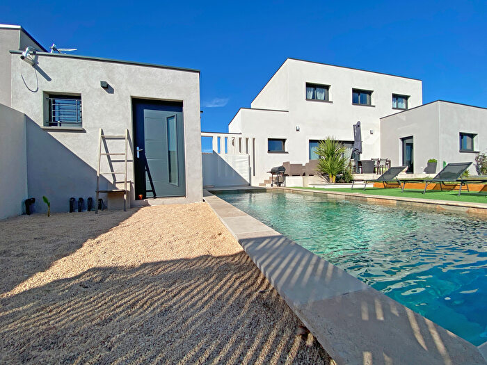 Maisons à vendre et appartements à louer - 1