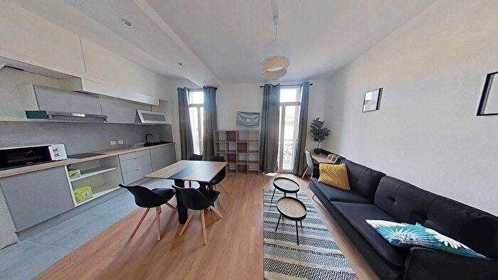 Appartement à louer - Bas Vernet Est, Perpignan - 2 pièces