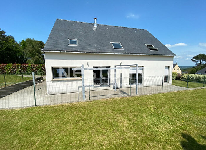 Maison à vendre - Monterblanc - 7 pièces - 5 chambres