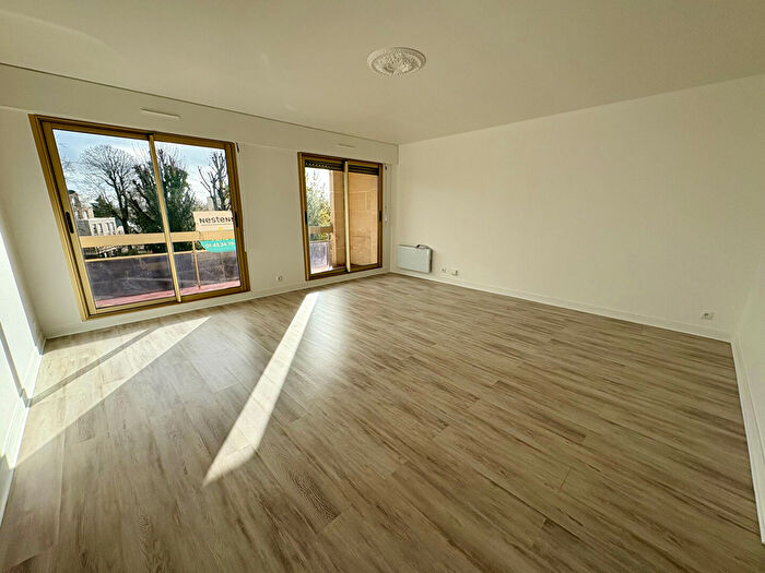 Appartement à louer - Nogent-sur-Marne, Plaisance - 3 pièces - 2 chambres