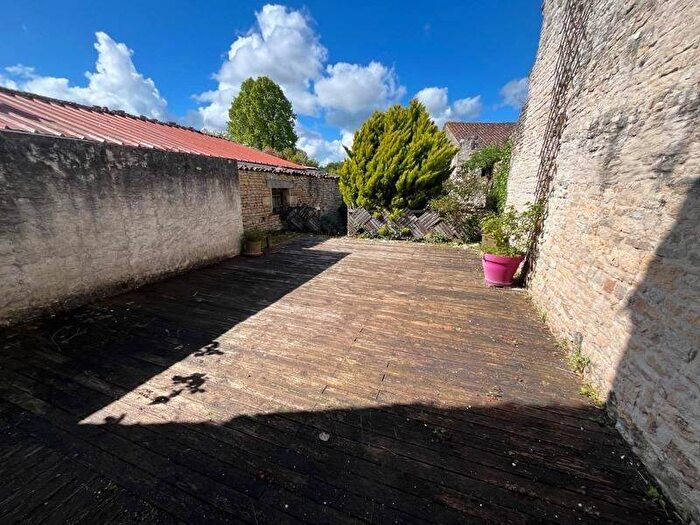 Maison 6 pièces à louer - Beauvais-sur-Matha