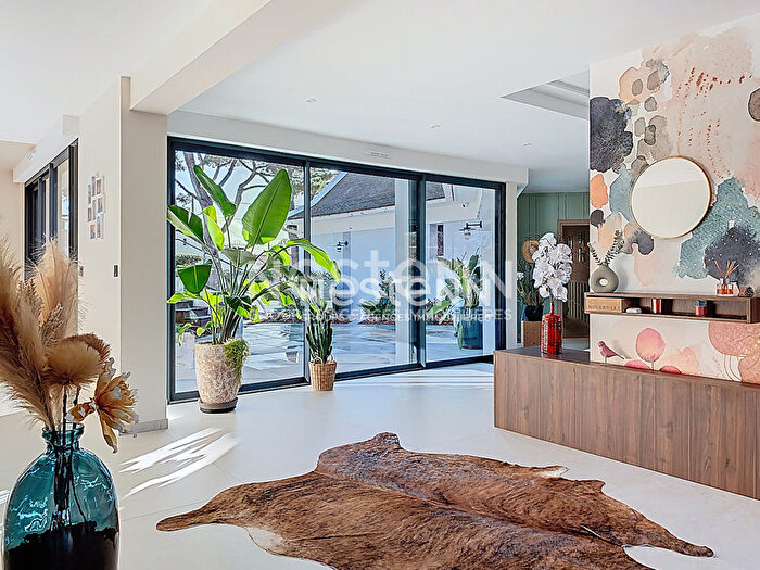 Maison à vendre - Saint-Gilles-Croix-de-Vie - 7 pièces - 4 chambres