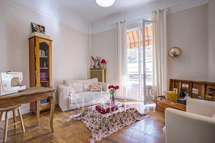 Appartement 2 pièces à vendre à Nice, Arenas