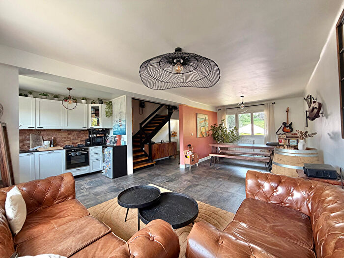 Conflans-Sainte-Honorine, Fin-d'Oise : Maison 4 pièces à vendre