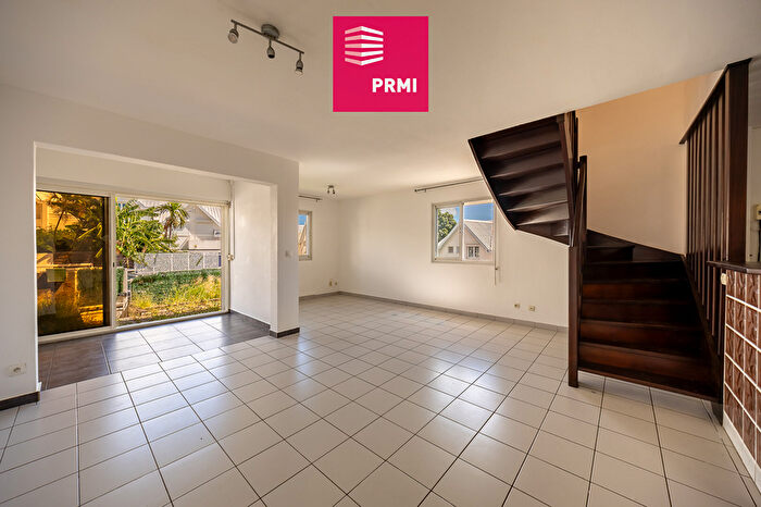 Saint-Denis, Bois de Nèfles, Sainte-Clotilde - Maison 4 pièces à vendre