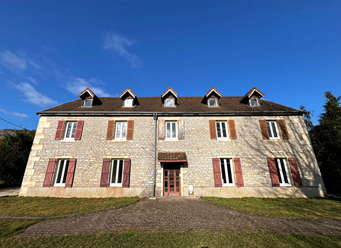 Maison à vendre - Velars-sur-Ouche - 19 pièces - 14 chambres