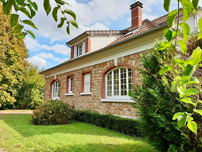 Maison à vendre - Yerres, Bout du Monde, Camaldules, Abbaye - 8 pièces - 6 chambres