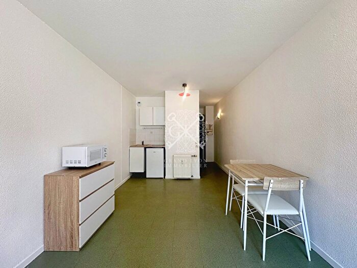 Appartement à louer - Vaise, Lyon ème arrondissement - 1 pièce